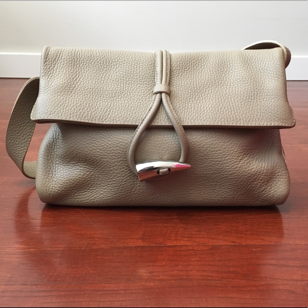 100% Auth Burberry Tan Fold Over Toggle Bag - Gem